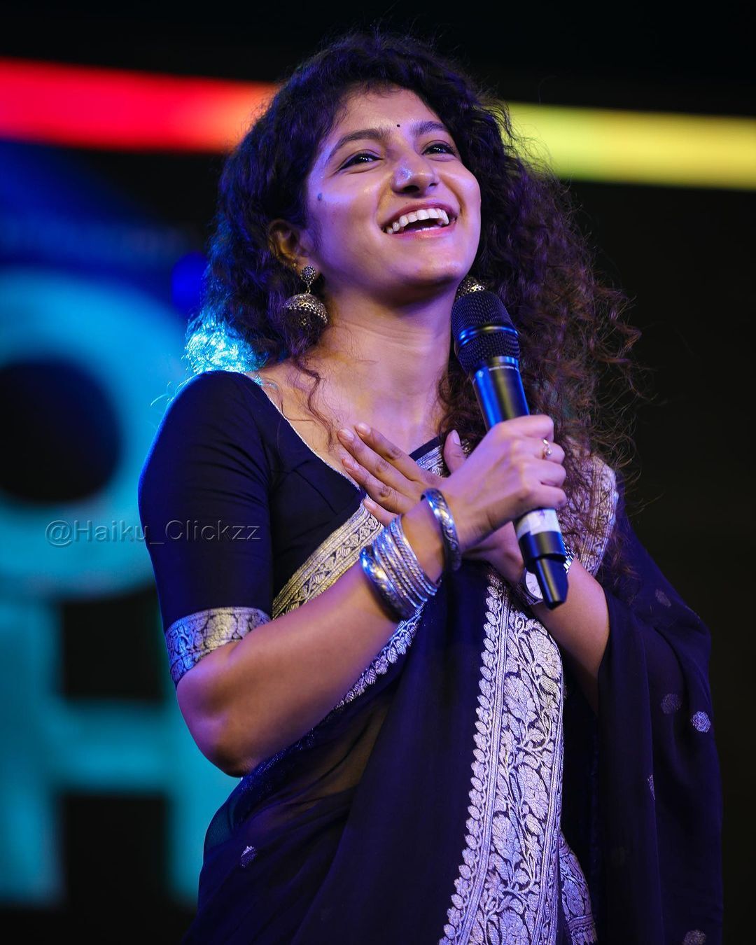 Meetha Raghunath: ఈ అమ్మడే సోషల్ మీడియా క్వీన్.. కుర్రాళ్లందరికీ ఇలాంటి ...