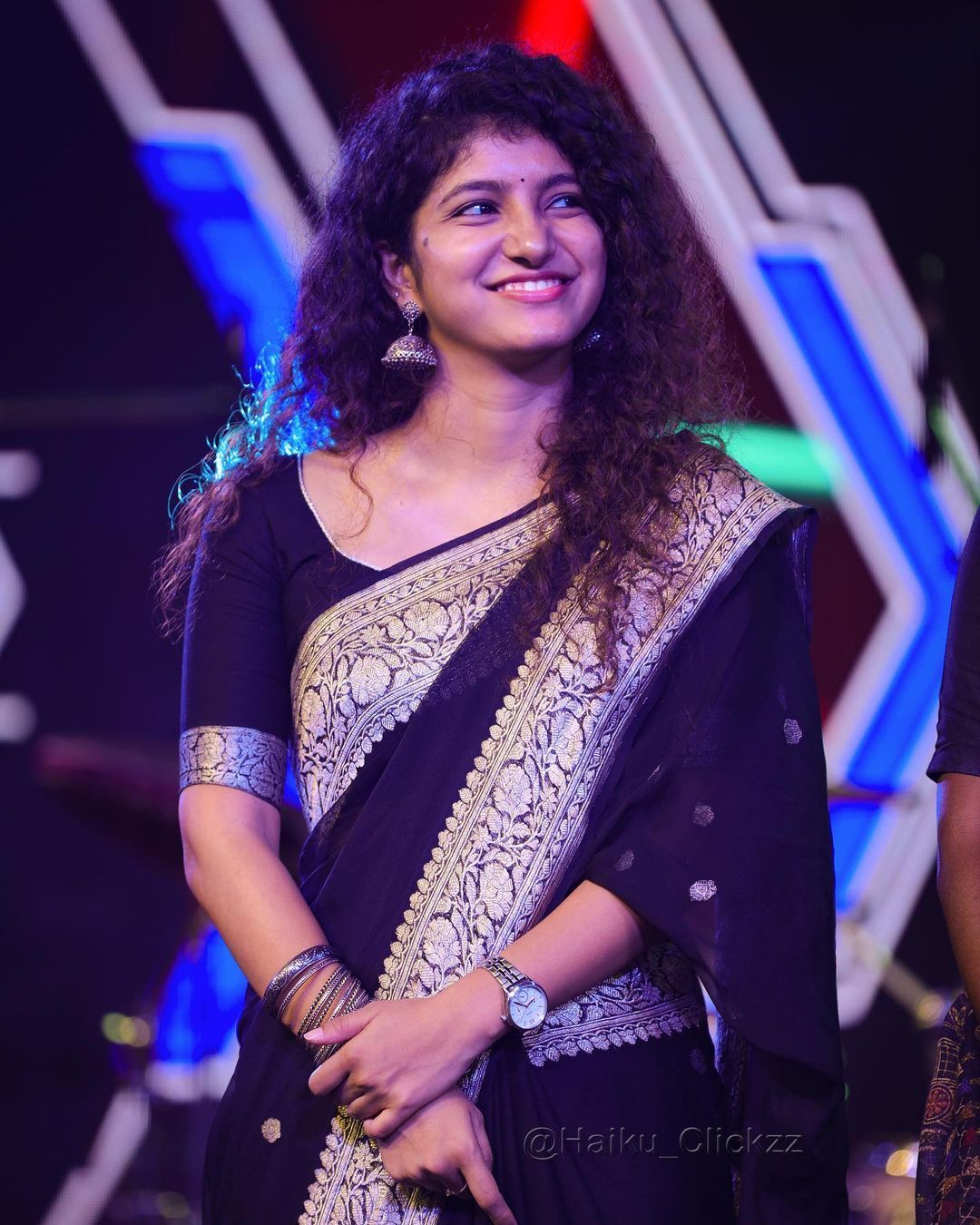 Meetha Raghunath: ఈ అమ్మడే సోషల్ మీడియా క్వీన్.. కుర్రాళ్లందరికీ ఇలాంటి ...