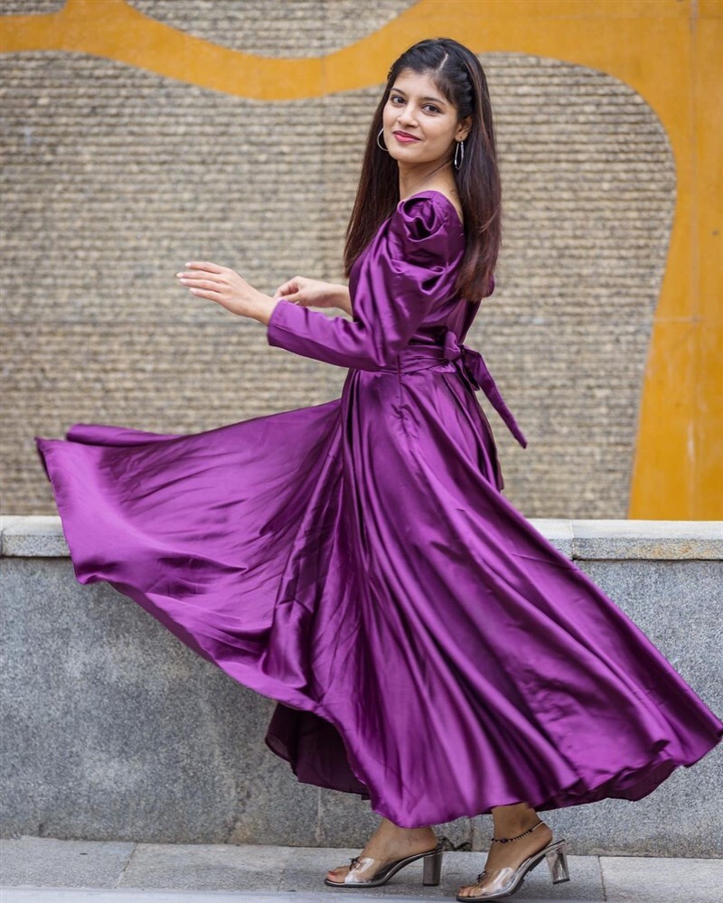 20+ Monisha Blessy Photos: Find Latest HD Images, Pictures, Stills ...