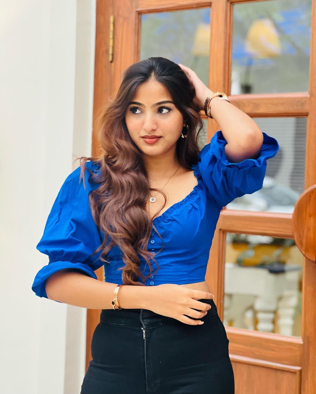 Pranavi Manukonda Photos: Find Latest HD Images, Pictures, Stills ...
