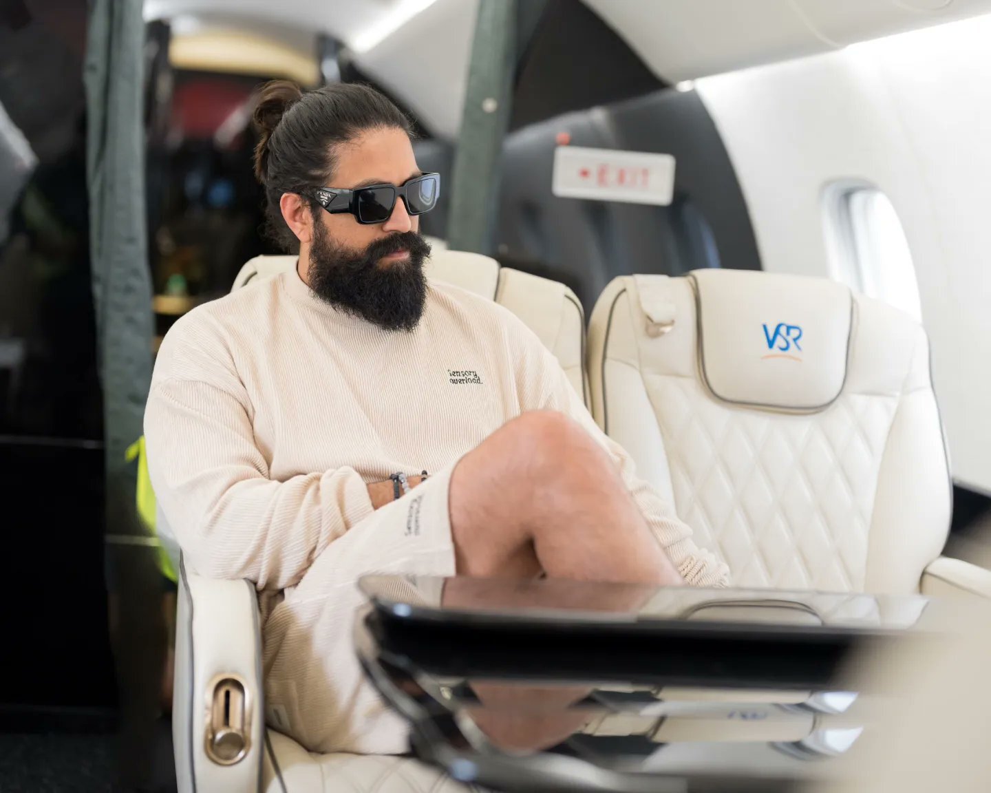 Yash Makes a Glittering Mark in Malaysia, Unveils Gold Showroom and ...