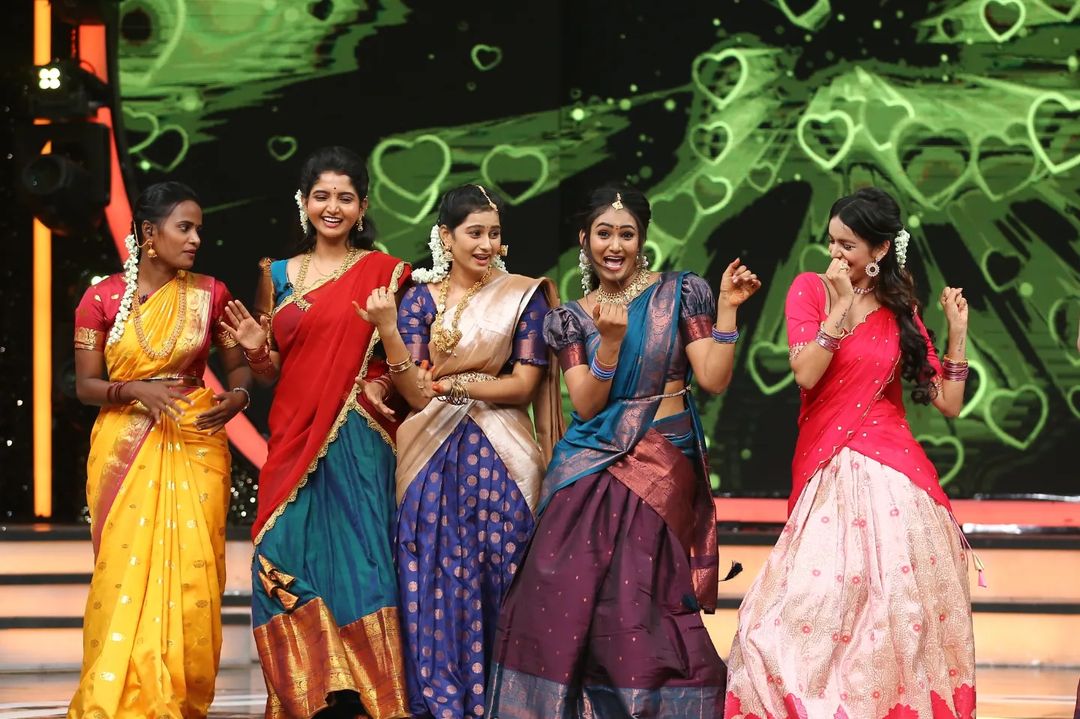 Brahmamudi Deepika Rangaraju: కీరవాణి చిన్న కొడుకు బండిపై బ్రహ్మముడి ...