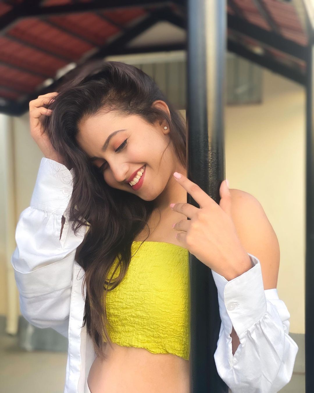 Deepika Pilli: ముద్దులతో రెచ్చగొడుతున్న దీపిక పిల్లి.. క్యూట్ పిక్స్ ...