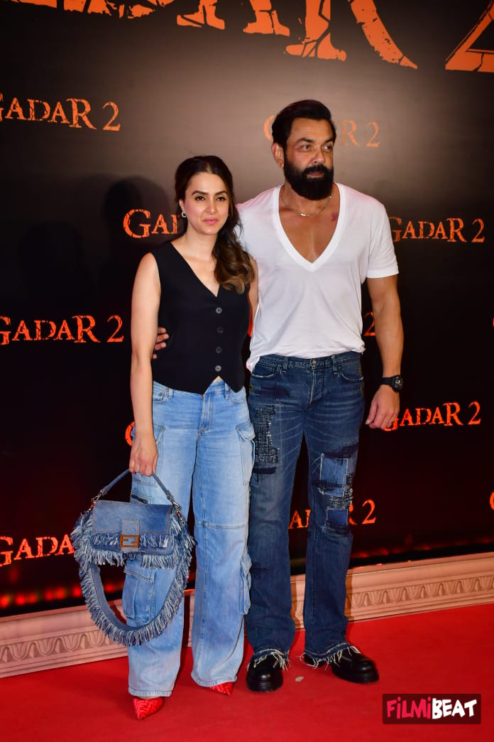 Gadar 2 Hits the Red Carpet, Star-Studded Premiere with Deol Family and ...