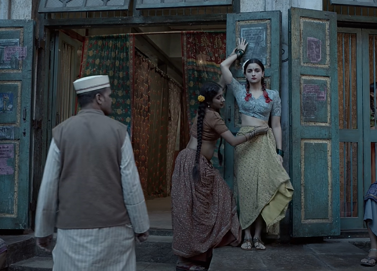 Gangubai Kathiawadi Bollywood Movie: Pooja, Shooting Stills, Location ...