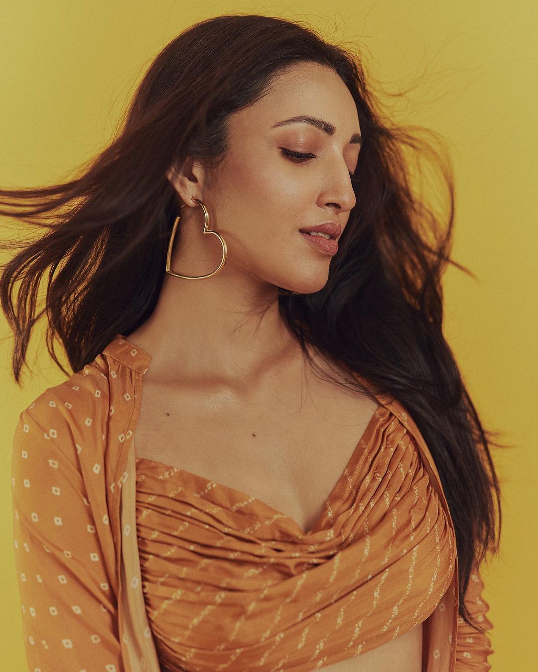 Neha Shetty: బెదురులంక హీరోయిన్ అందాలు అదరహో... మెంటల్ ఎక్కిస్తోంది ...