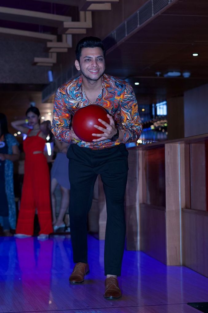 Siddharth Nigam, Ashika Bhatia, Satvik Sankhyan, and Samridhii Shukla ...