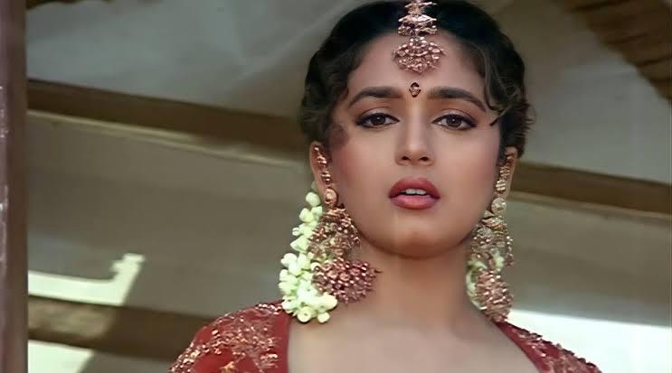 Madhuri dixit dimple Kapadia amrita singh sridevi rani mukherjee ...
