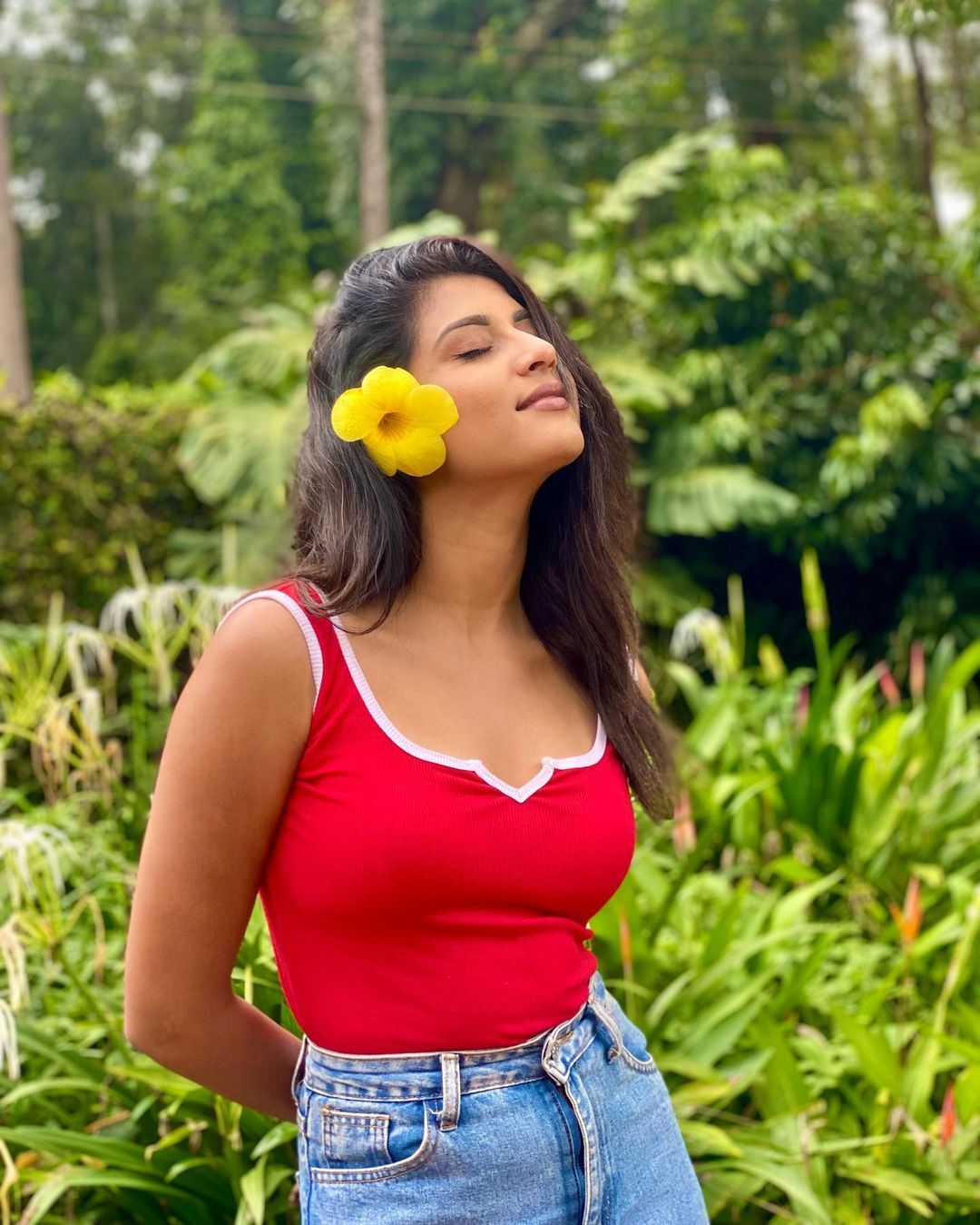 Divya Suresh Photos | Divya Suresh Latest HD Pics |Divya Suresh New ...