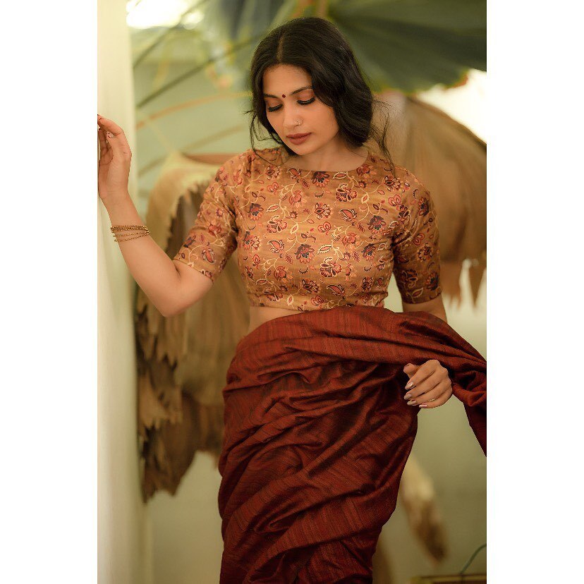 Nimi Manuel Photos: Find Latest HD Images, Pictures, Stills & Pics ...