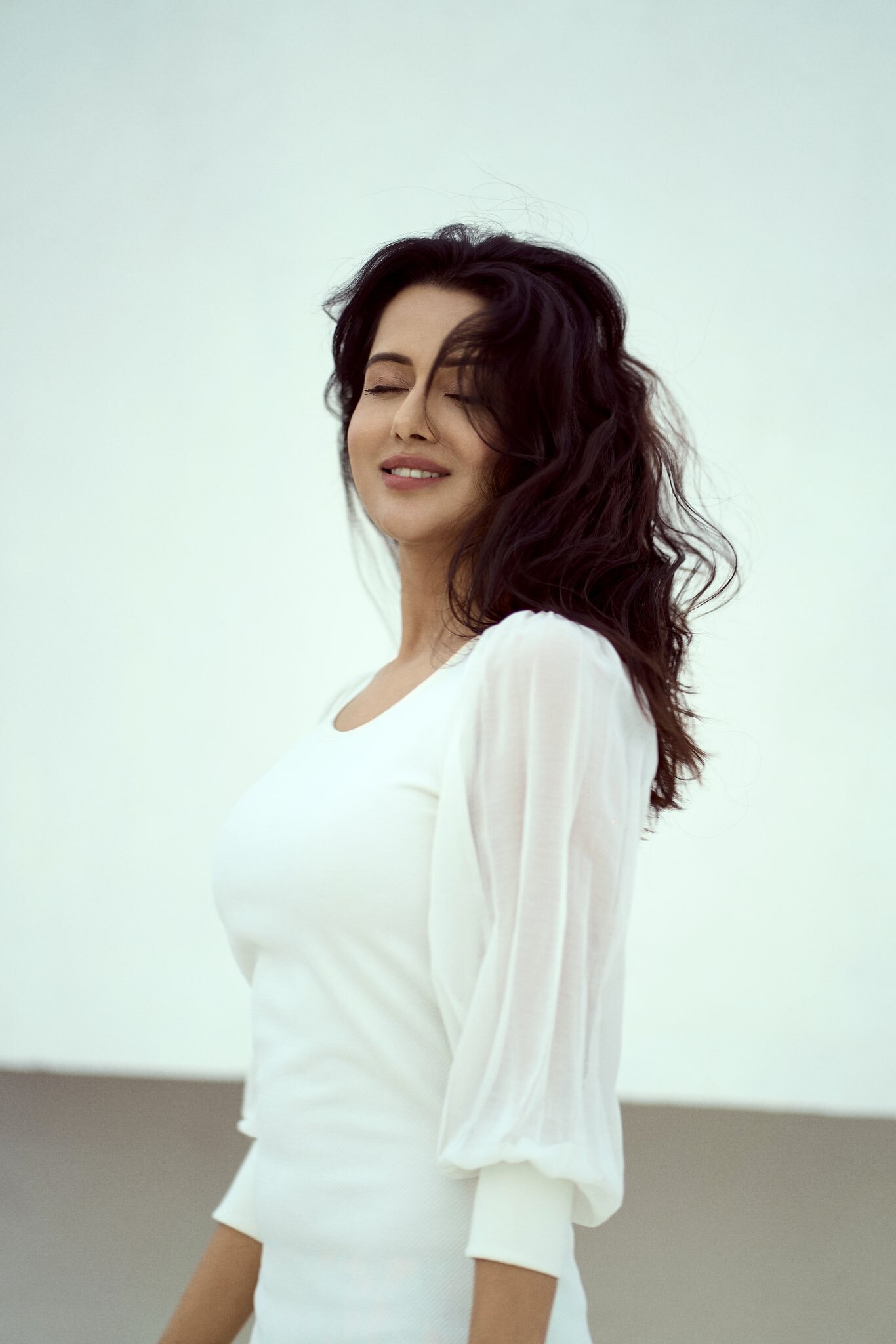 Raiza Wilson Photos | Raiza Wilson Latest HD Pics |Raiza Wilson New ...