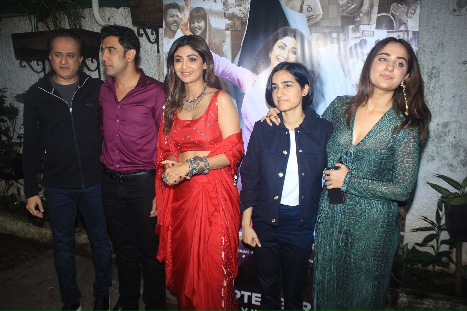 Shilpa Shetty, Rekha, Pooja Hegde And Other Celebs At Special Screening ...