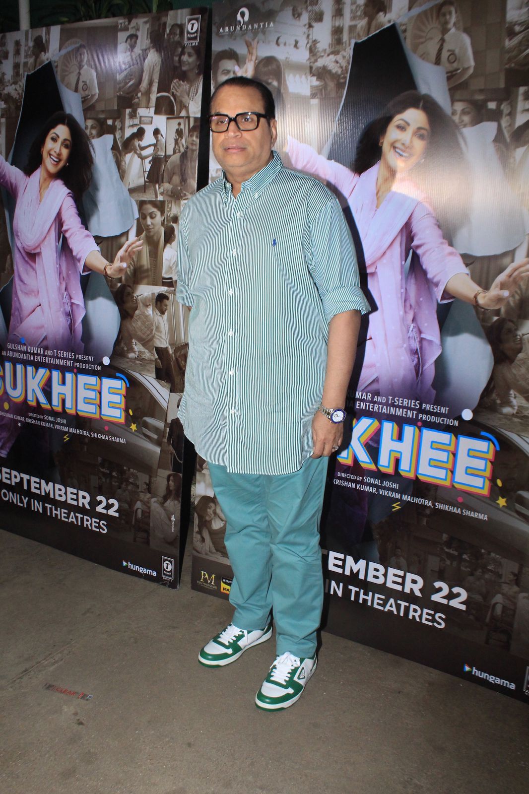 Shilpa Shetty, Rekha, Pooja Hegde And Other Celebs At Special Screening ...