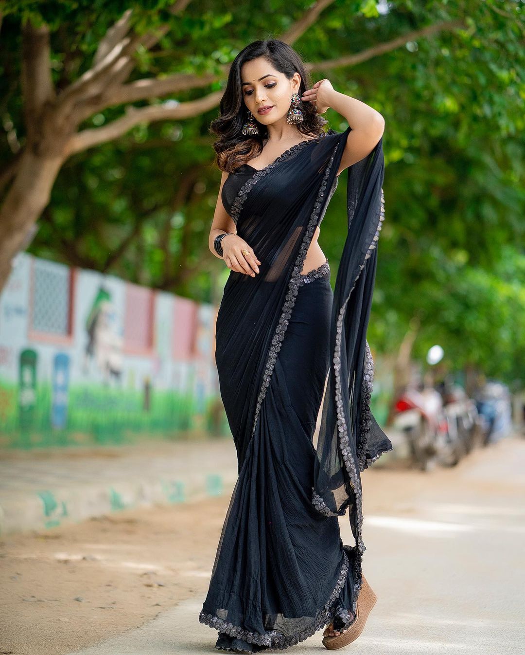 20+ Shobha Shetty Photos: Find Latest HD Images, Pictures, Stills ...