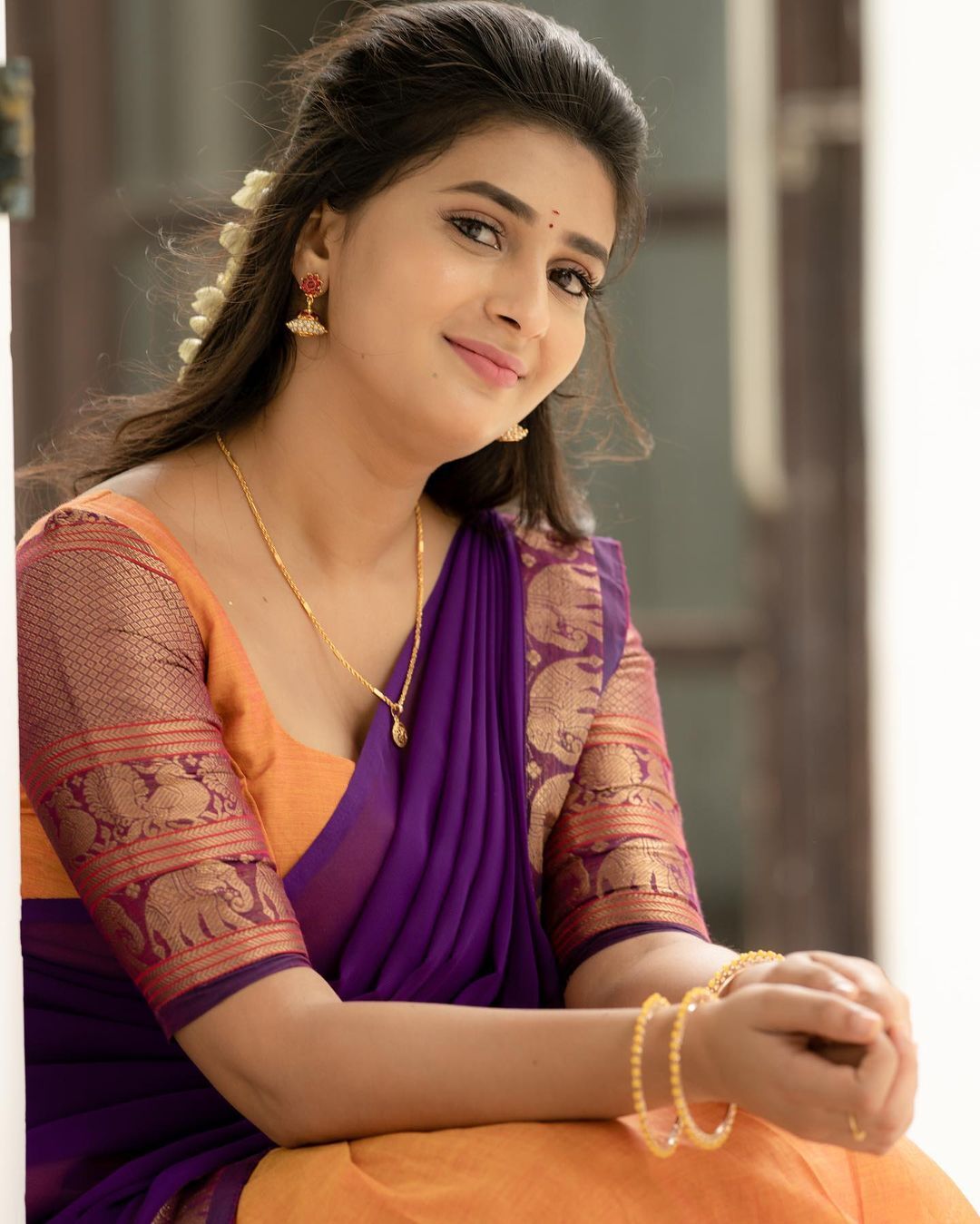 20+ Vaishnavi Sundar Photos: Find Latest HD Images, Pictures, Stills ...