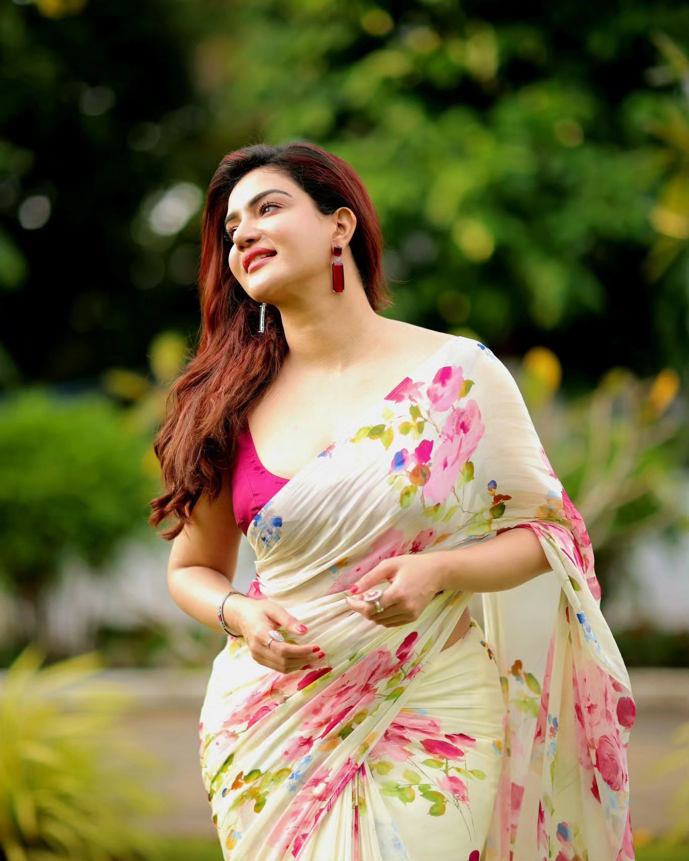 Honey Rose: బాలయ్య మరదలు అందాల జాతర.. ఇలా చూపిస్తే మనోభావాలు దెబ్బతినవా ...