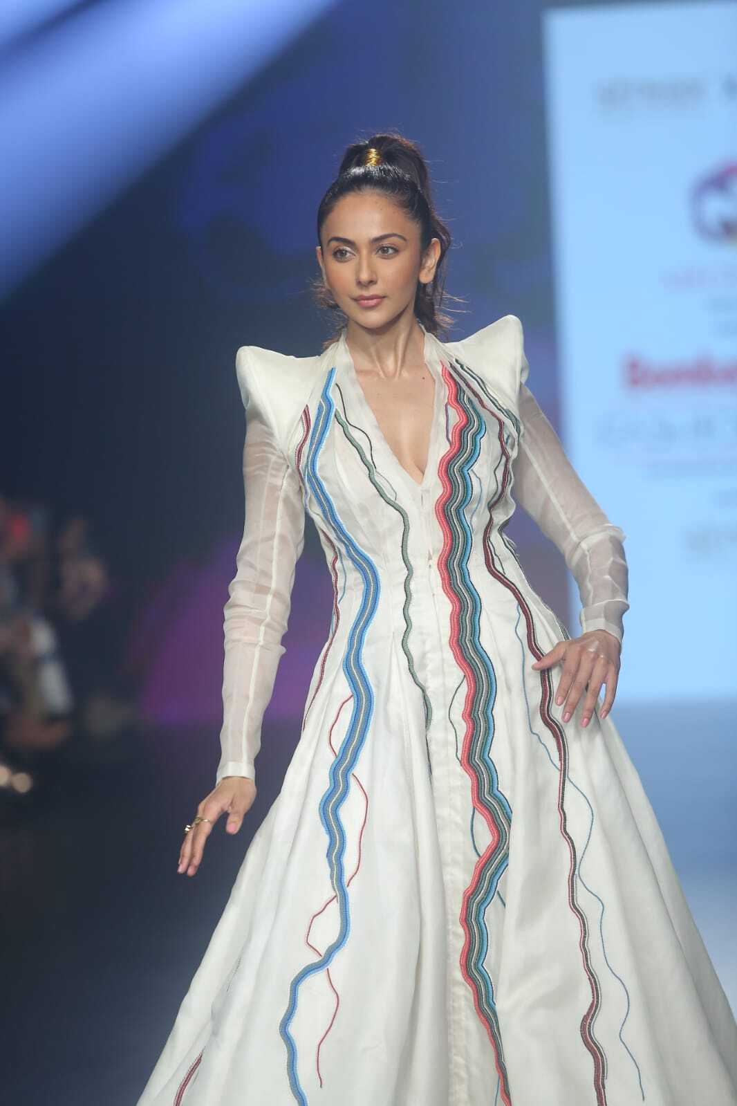 Bombay Times Fashion Week 2023: Rakul Preet Singh Grabs Spotlight at ...