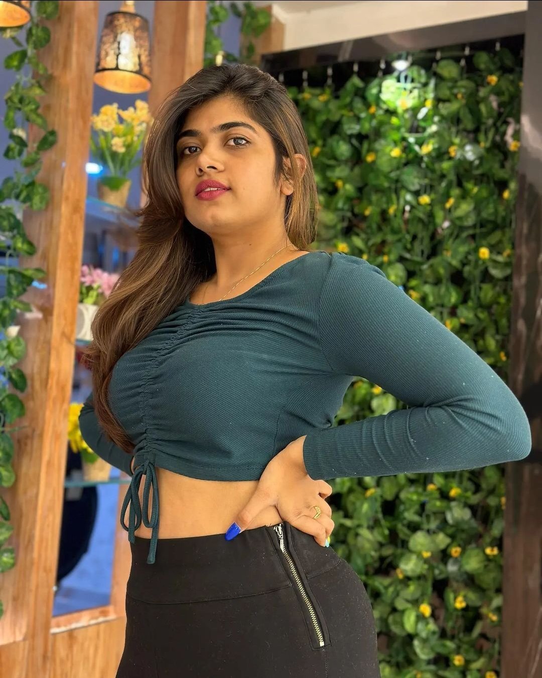 Rithu Chowdary: టూపీస్‌లో జబర్ధస్త రీతూ ఓవర్ ఎక్స్‌పోజింగ్.. అందాలను ...