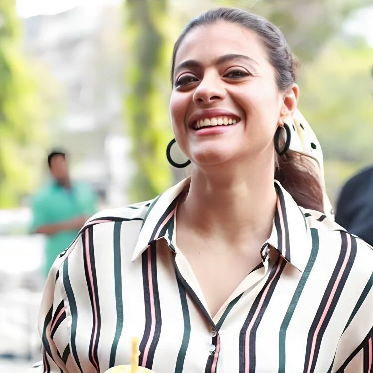 Kajol: 49ఏళ్ల వయసులో తరగని కాజోల్ అందం.. ఏముందీ బాసు? | Bollywood ...