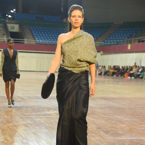 Karisma Kapoor, Saba Azad, and Kalki Koechlin Set the Stage Ablaze at ...