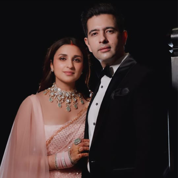 Parineeti Chopra Raghav Chadda Unseen Wedding Photos| Parineeti Raghav Wedding reception photo ...