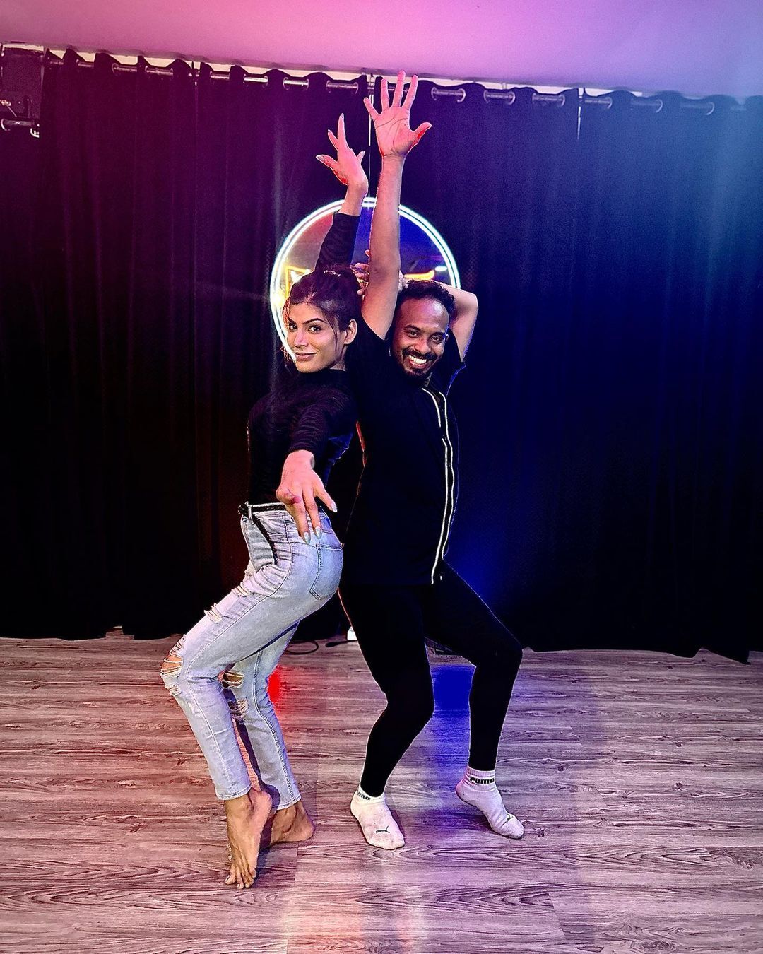 Nithu Vaanjaksshi (Bigg Boss 10 Contestant ) Photos: Find Latest HD ...