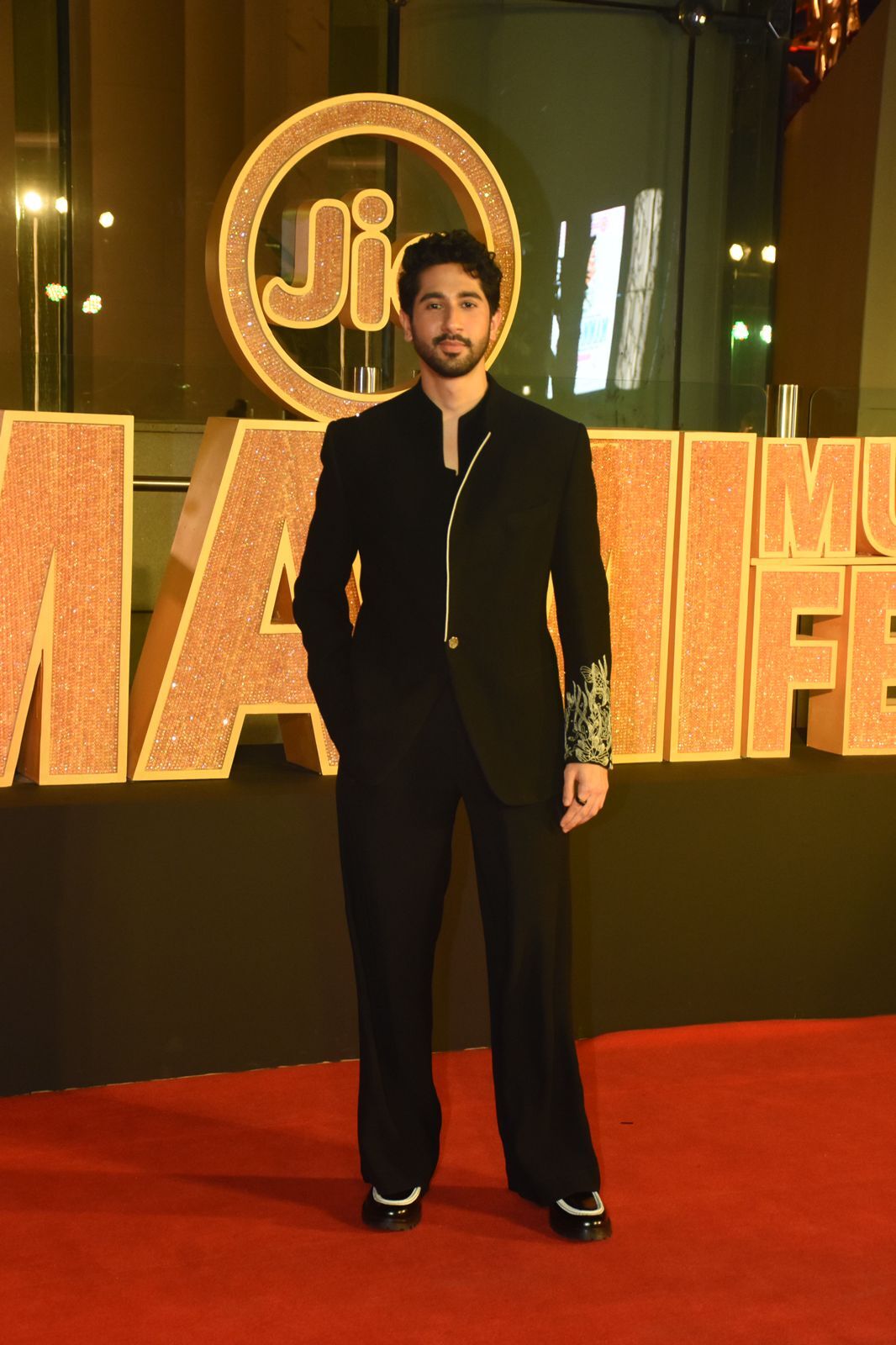 Priyanka Chopra, Diana Penty, Sonam Kapoor And other Celebs At MAMI ...