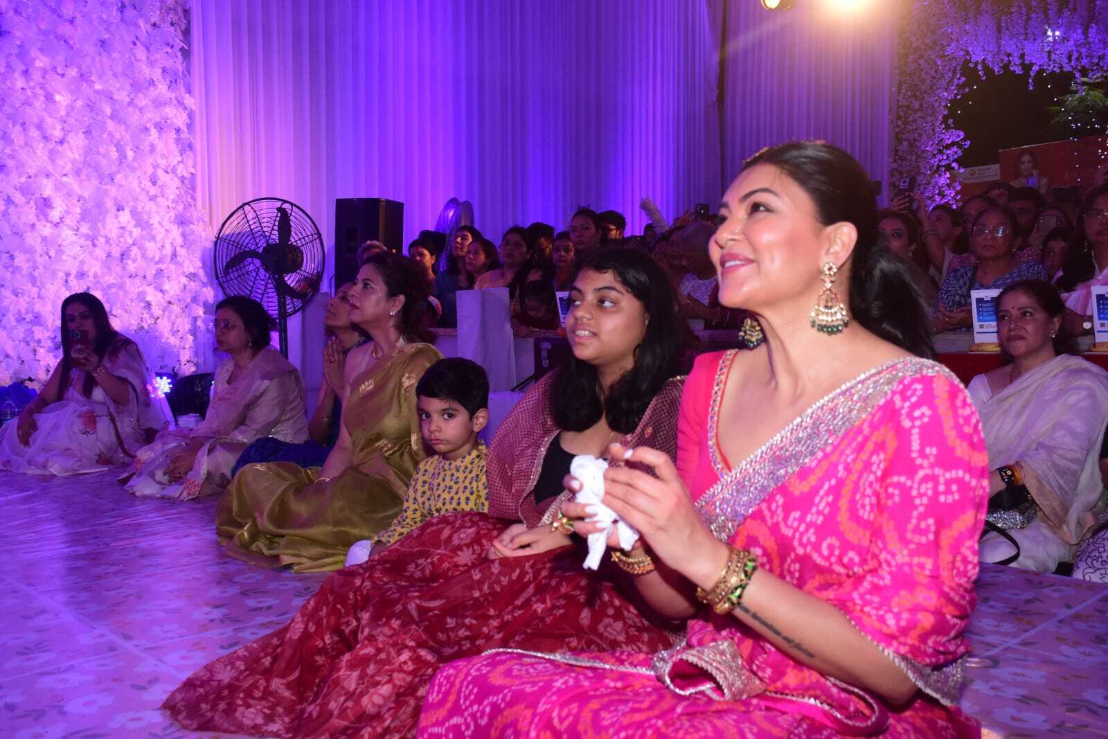 Sushmita Sen and Daughters Embrace Tradition in Graceful Sarees at ...