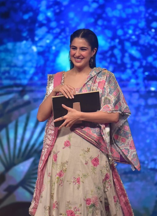 IFFI 2023: Sara Ali Khan, Shahid Kapoor & Others Kick Start 54th International Film Festival of ...