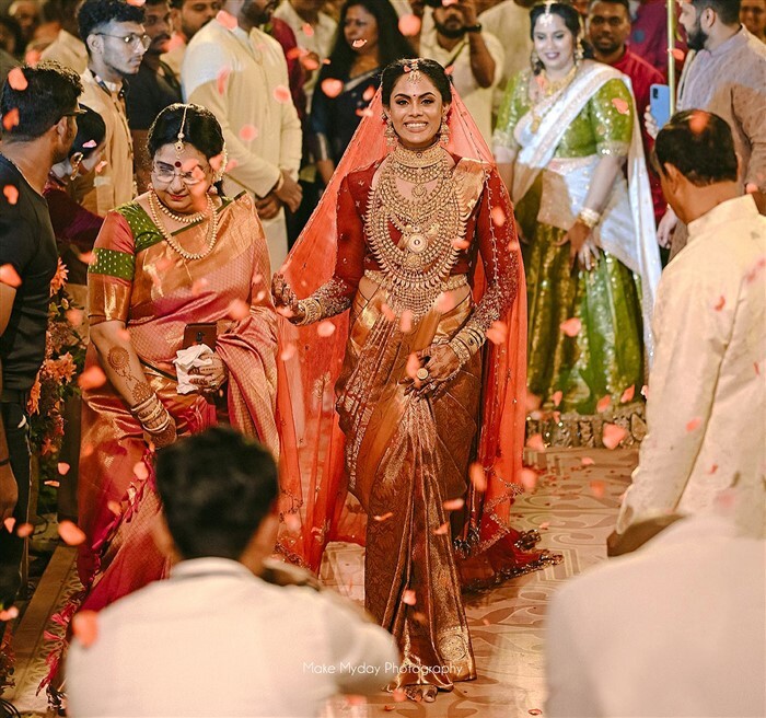 Karthika Nair Marries Rohit Menon In Kerala; See Photos - Filmibeat