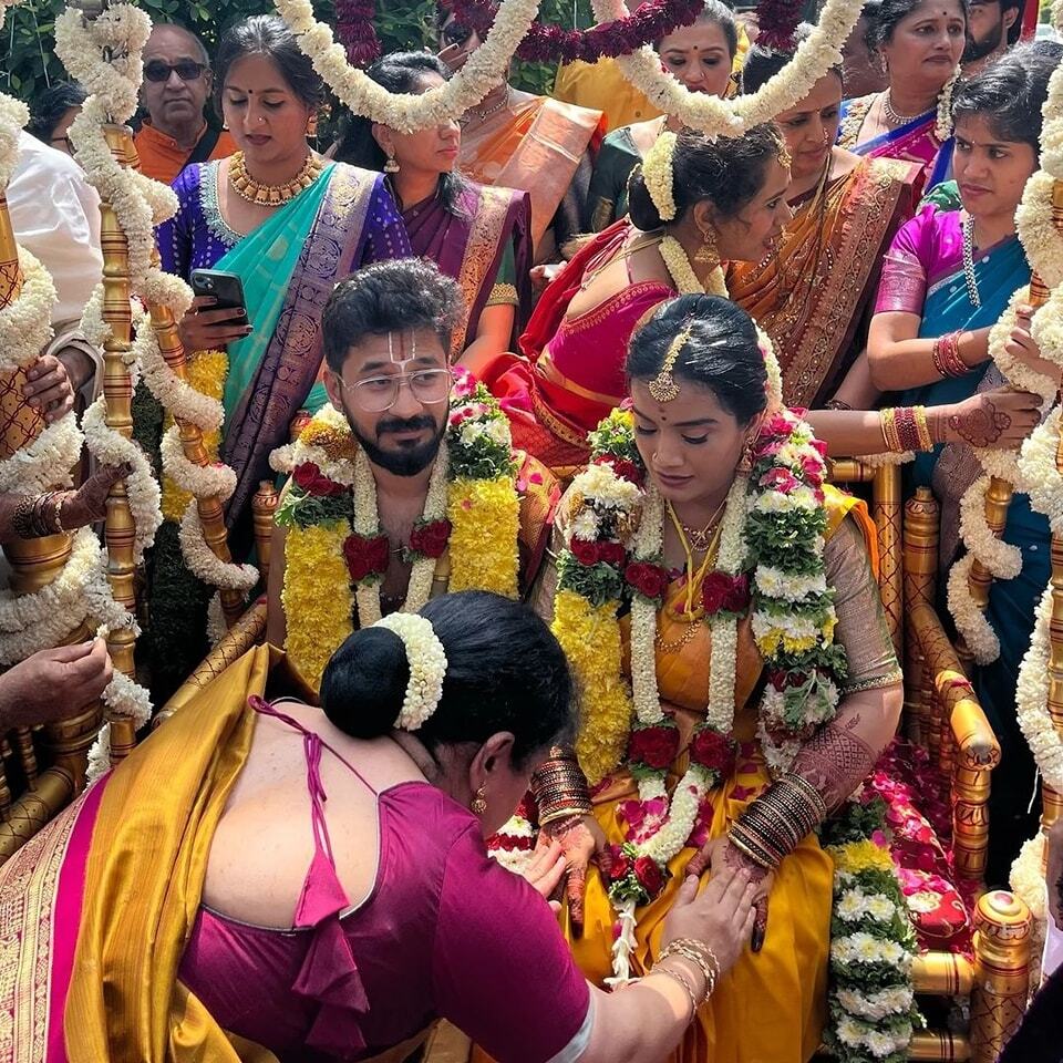 Music Director Vasuki Vaibhav & Brunda Wedding Photos - Filmibeat