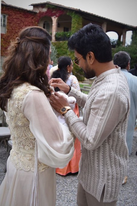 VarunLav: తాళి కట్టే వేళలో వరుణ్ చిలిపి పని.. సిగ్గు పడిపోయిన లావణ్య... ఈ ఫొటోస్ చూశారా? | Varun ...