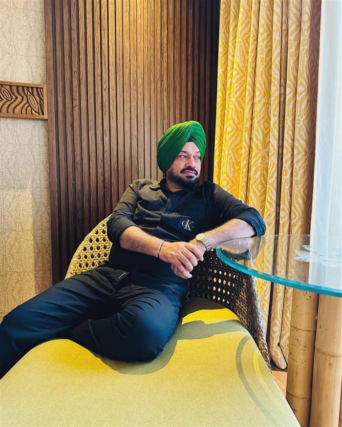 Gurpreet Ghuggi Photos: Find Latest HD Images, Pictures, Stills & Pics ...
