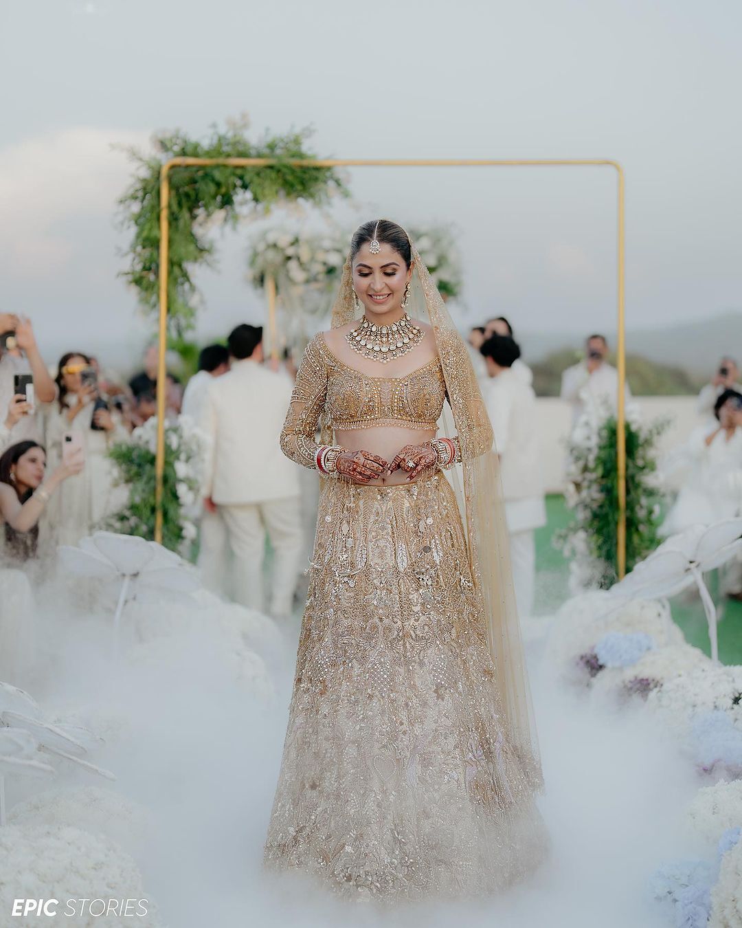 K3G Fame Malvika Raaj & Pranav Bagga's Dreamy Goa Wedding Unveiled ...