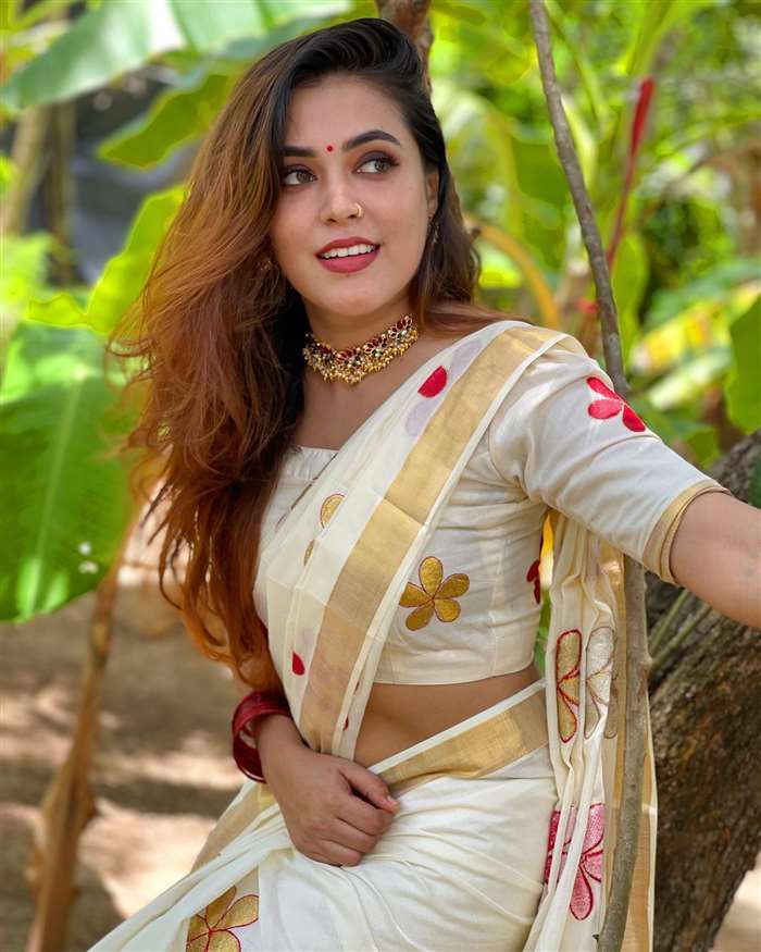 Mithu vigil Photos: Find Latest HD Images, Pictures, Stills & Pics ...