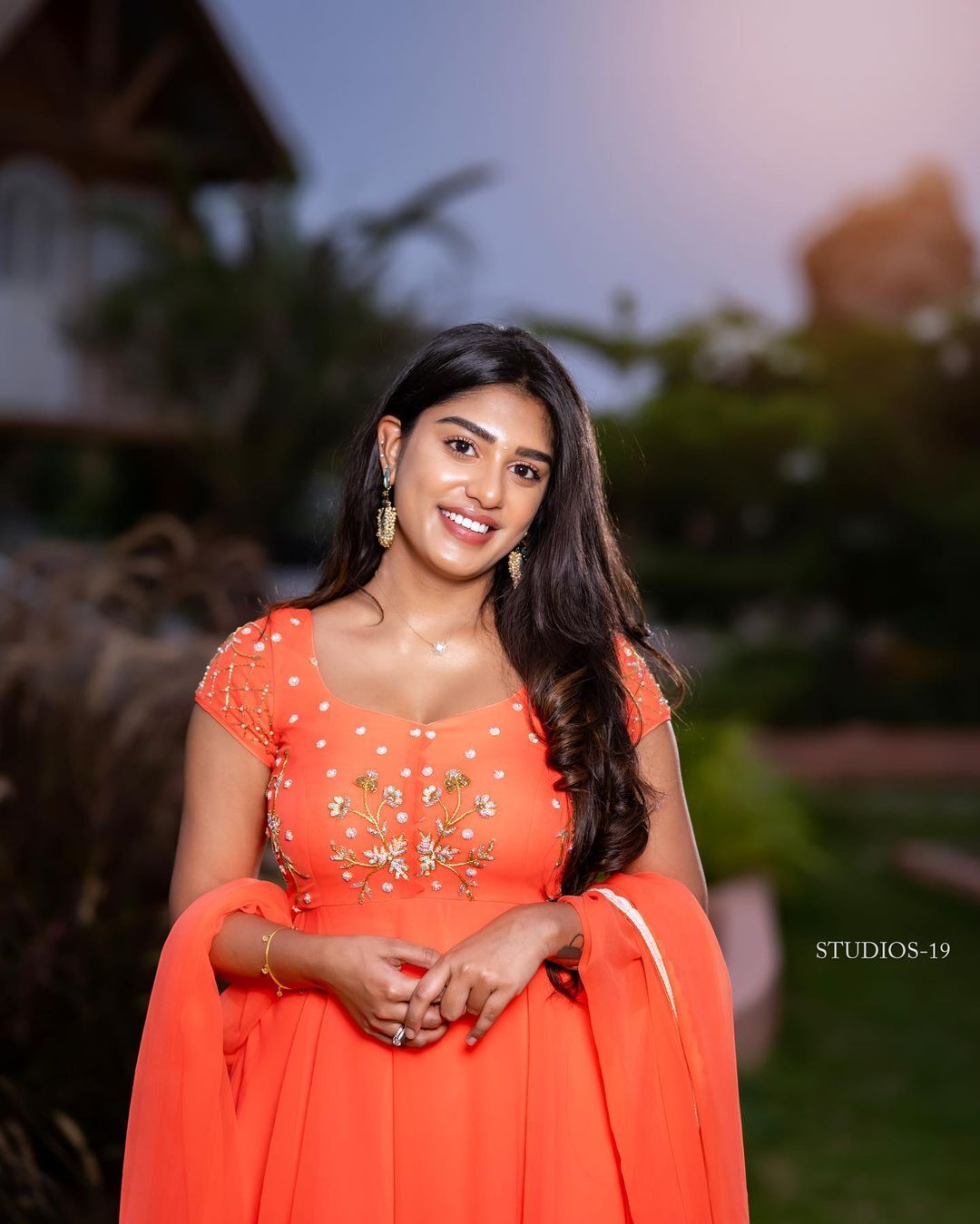 Supritha: అందాలతో షాకిచ్చిన సురేఖా వాణి కూతురు... ఒక్కసారిగా ఈ ఛేంజ్ ...