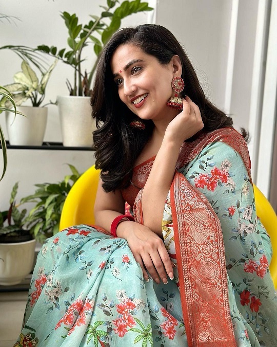 Anchor Manjusha: యాంకర్ మంజూష పద్ధతైన అందాలు.. చూశారంటే కళ్లు ...