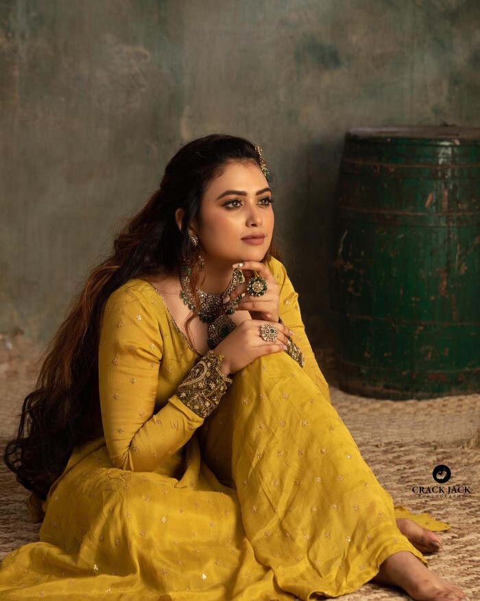 Farina Azad Photos: Find Latest HD Images, Pictures, Stills & Pics ...