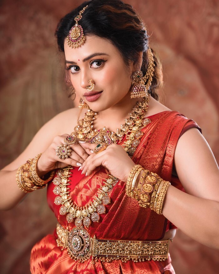 Farina Azad Photos: Find Latest HD Images, Pictures, Stills & Pics ...