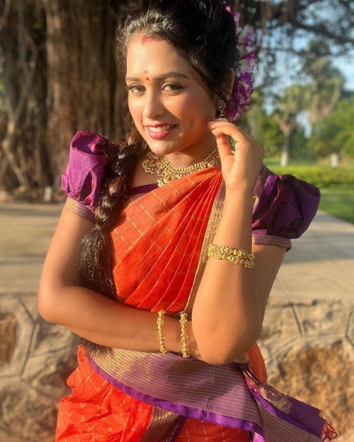 Farina Azad Photos: Find Latest HD Images, Pictures, Stills & Pics ...