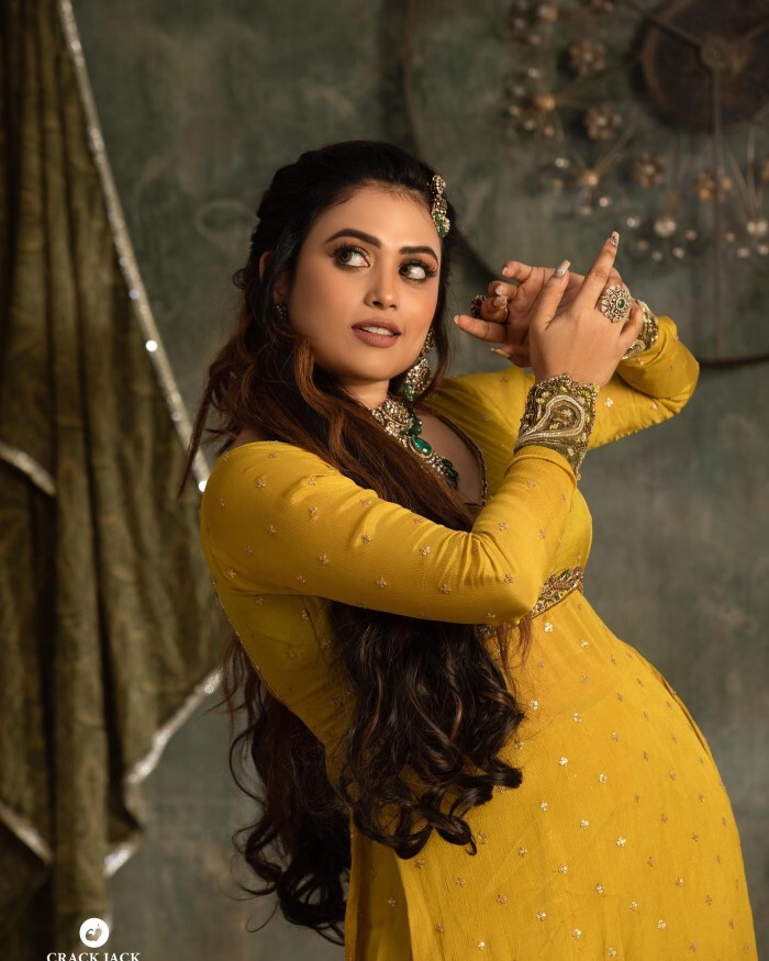 Farina Azad Photos: Find Latest HD Images, Pictures, Stills & Pics ...