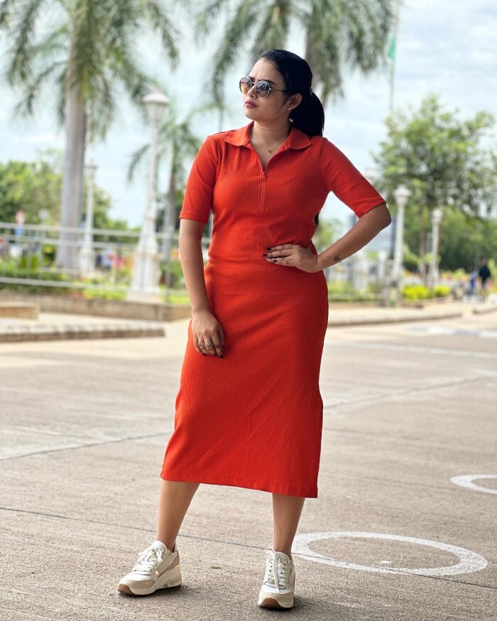 Farina Azad Photos: Find Latest HD Images, Pictures, Stills & Pics ...