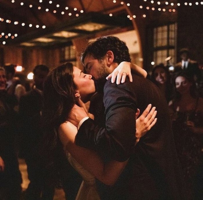 ‘How I Met Your Mother’ Star Josh Radnor Marries Jordan Jocabs - Filmibeat