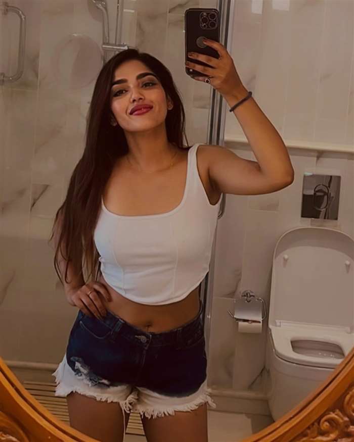 Kalpana Sharma Hot Pics - Filmibeat