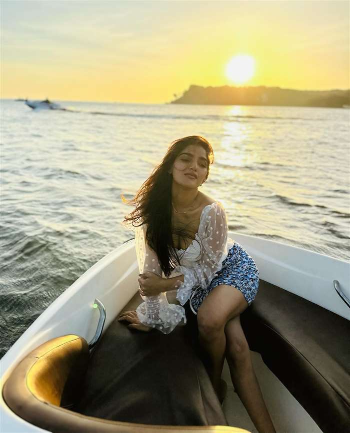 Kalpana Sharma Hot Pics - Filmibeat