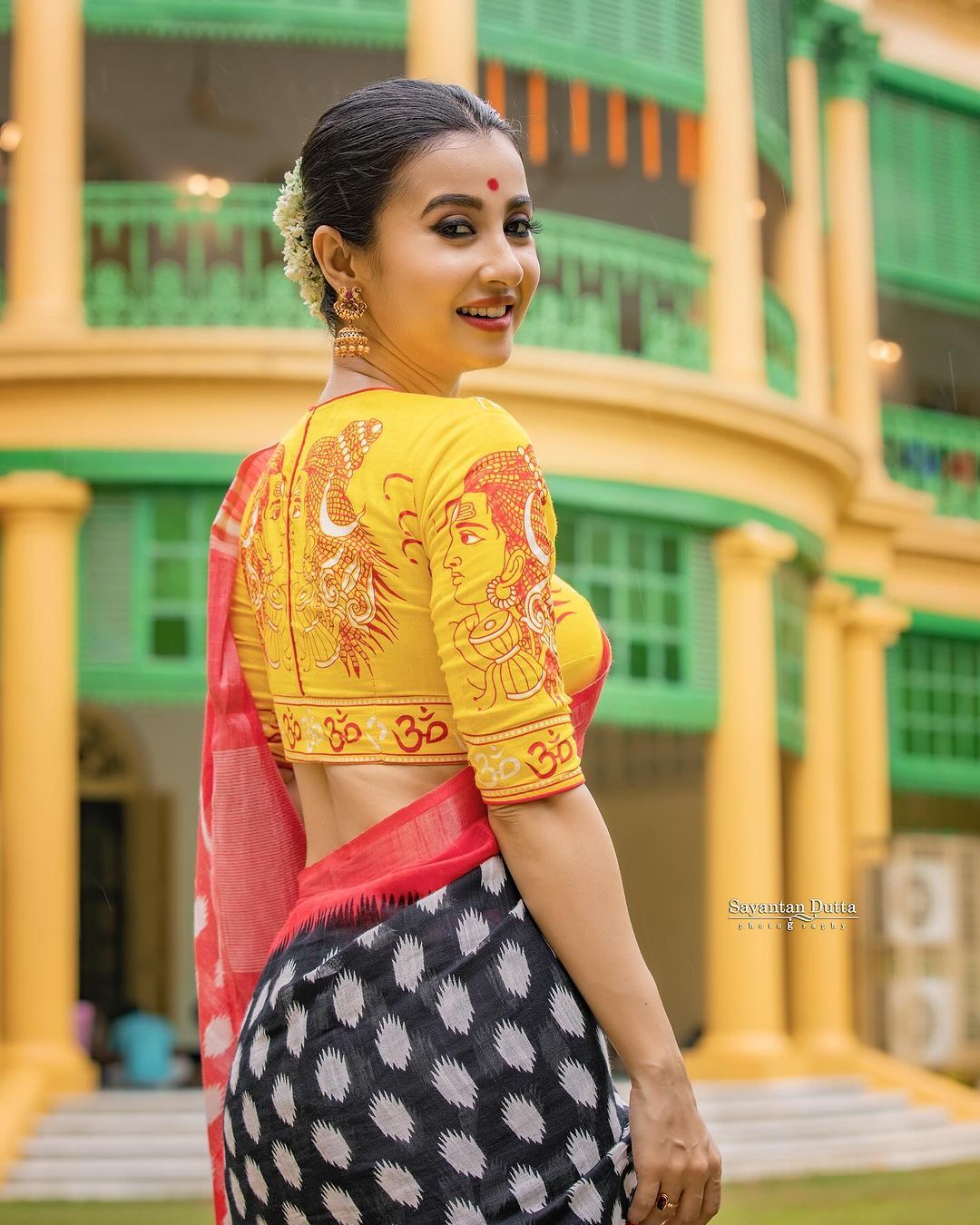 30+ Monami Ghosh Photos: Find Latest HD Images, Pictures, Stills & Pics ...