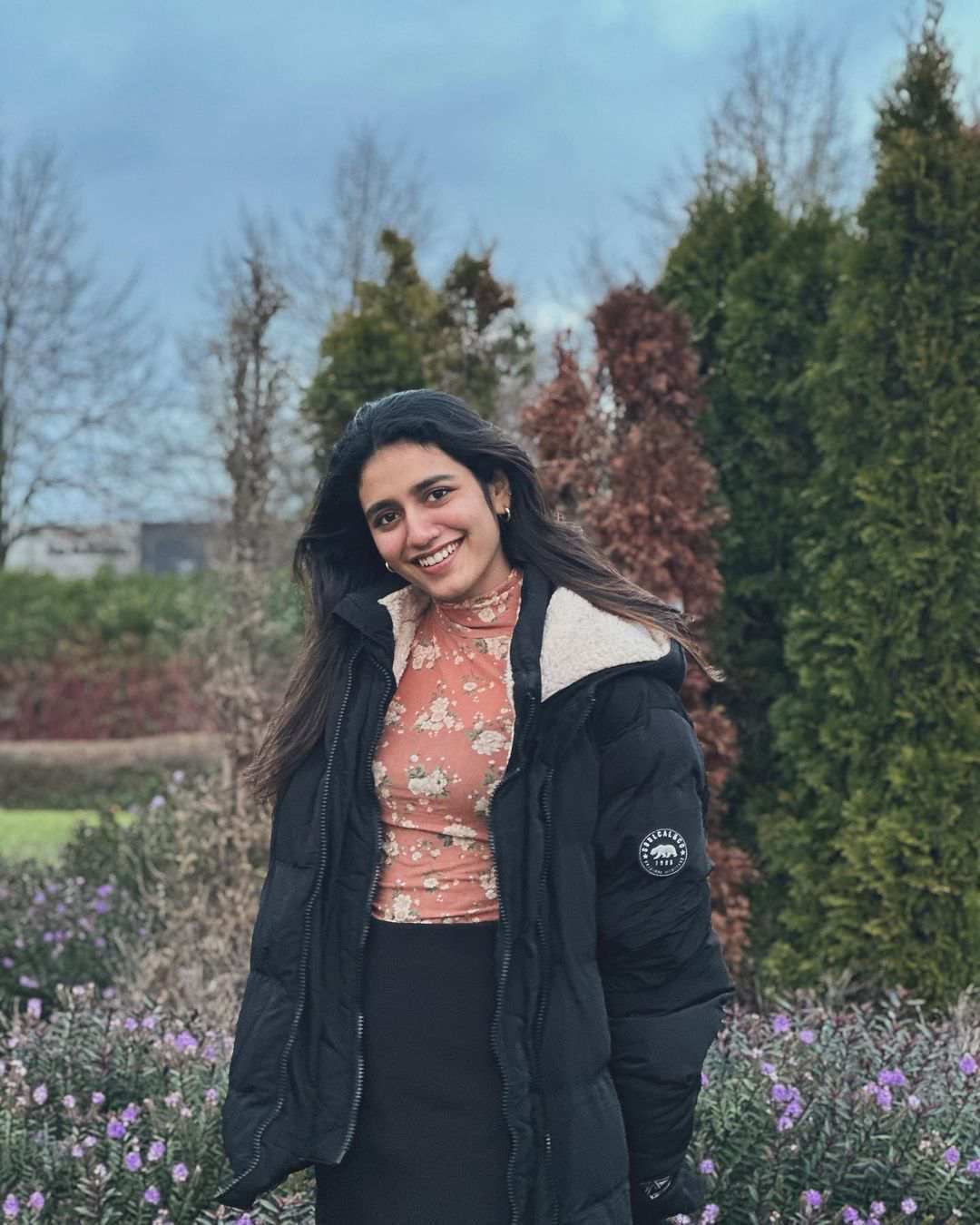 Priya Varrier: క్యూట్ స్మైల్‌తో హీటెక్కిస్తున్న ప్రియా వారియర్.. నవ్వు ...