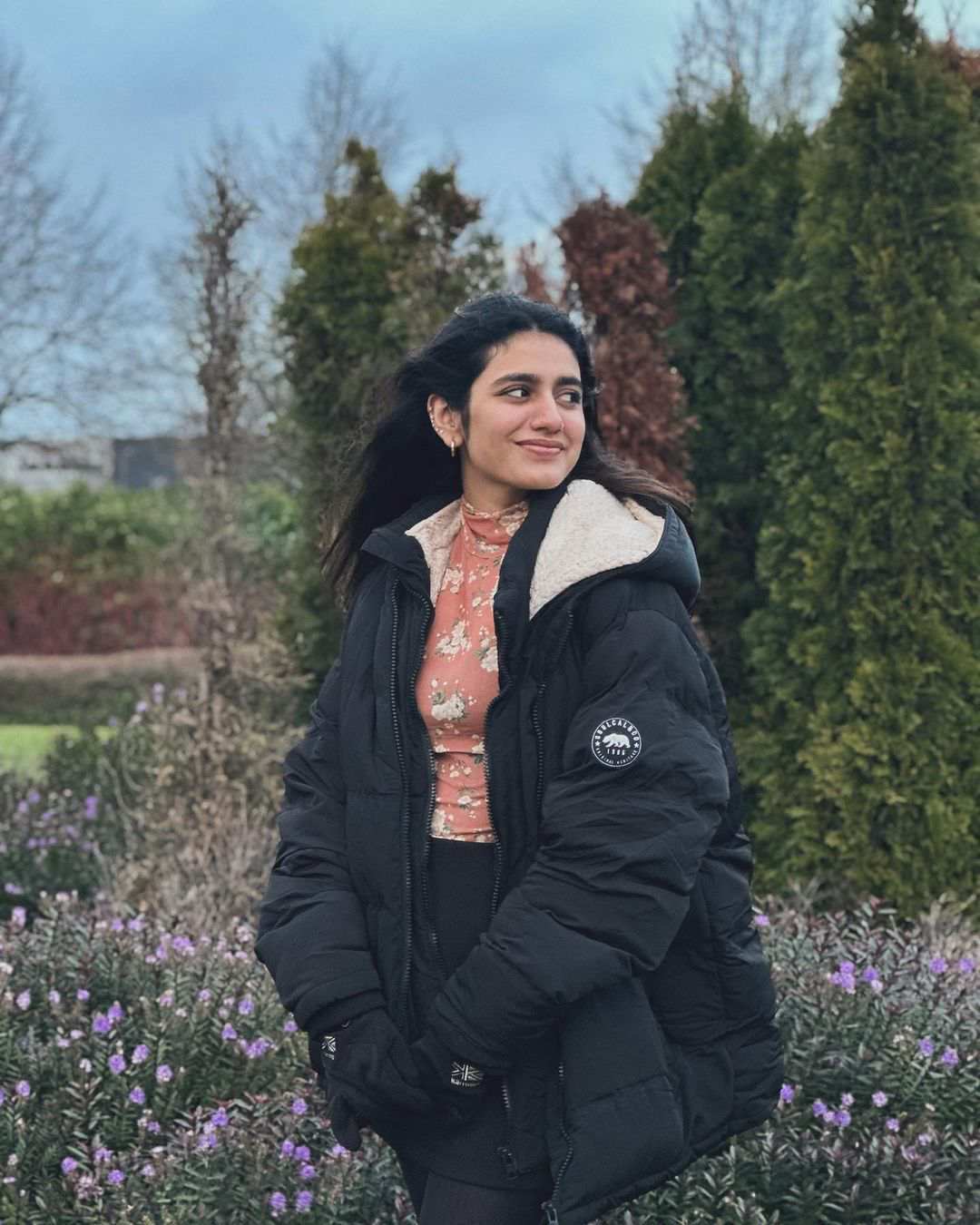 Priya Varrier: క్యూట్ స్మైల్‌తో హీటెక్కిస్తున్న ప్రియా వారియర్.. నవ్వు ...