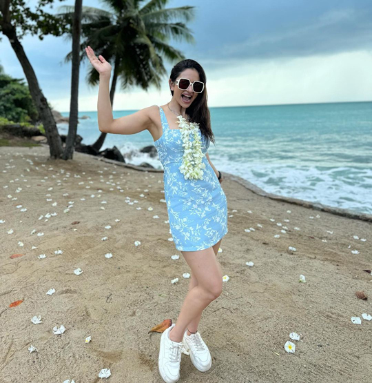 Rakul Preet Singh's Stylish Getaway in Thailand, Dive into Her Stunning ...