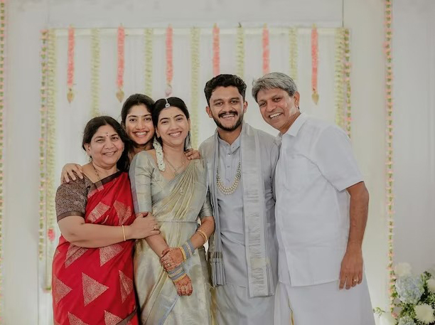 Sai Pallavi's Sister Pooja Kannan Engaged to Vineeth, See Heartwarming ...